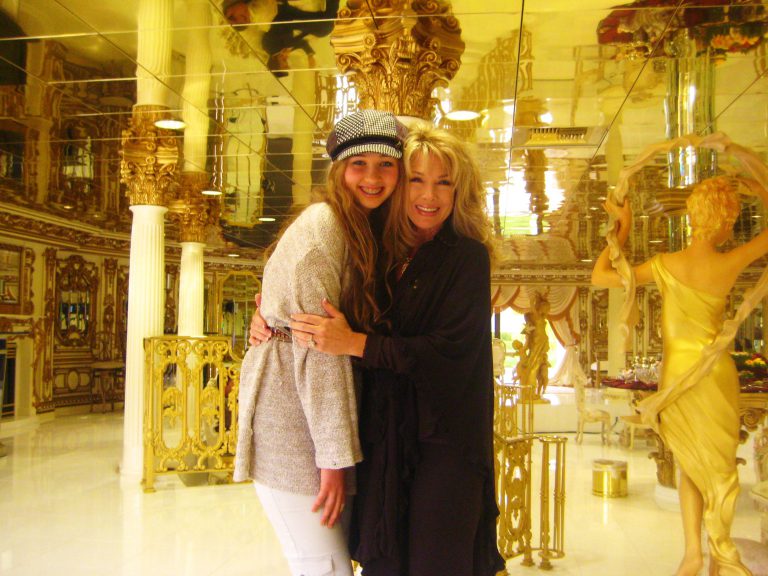 at-the-tbn-studios – Official Akiane Gallery